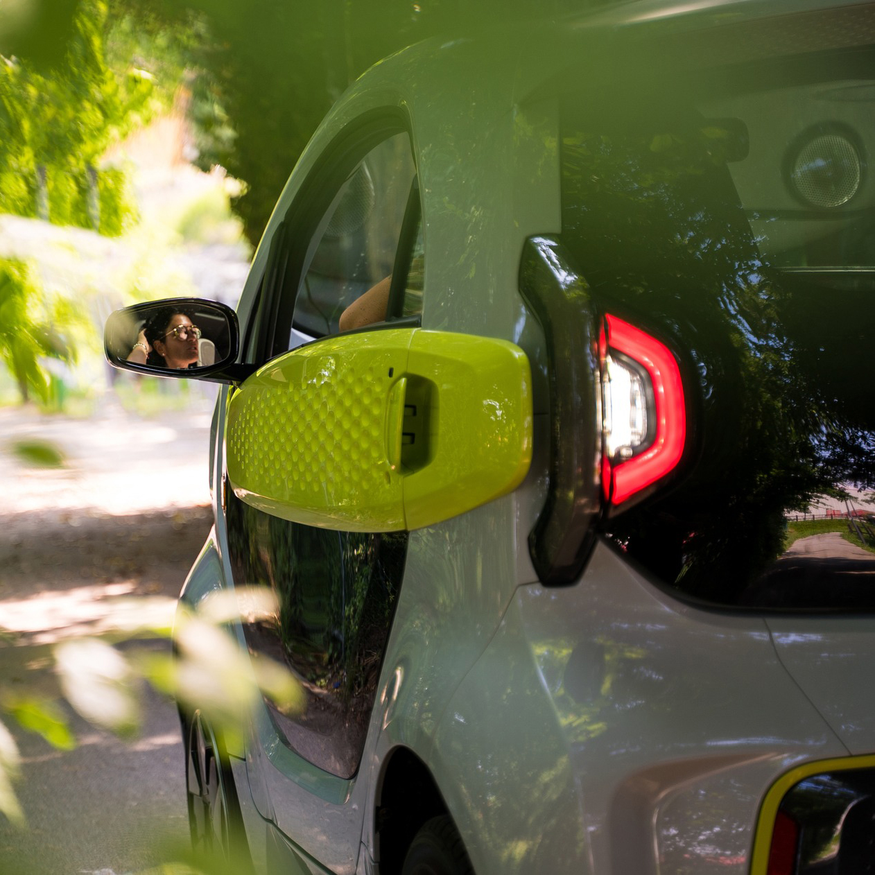 YOYO de la XEV: Condu Electric, Trăiește Verde | suvcars.ro · SUV Cars