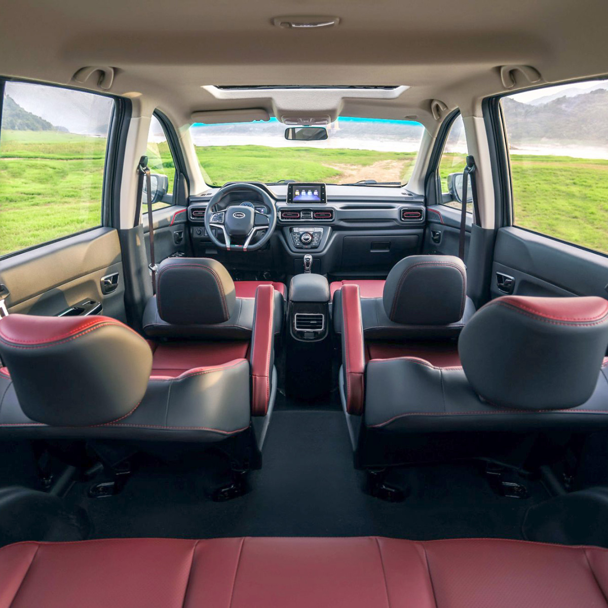 SWM G03F TIGER - SUV De Lux cu 7 Locuri, Performanță și Confort · SUV Cars