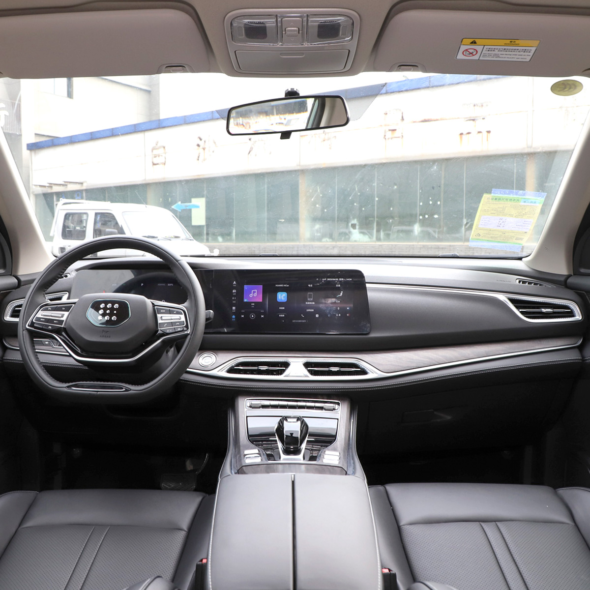 DFSK E5 – SUV Plug-in Hybrid | 7 locuri, E-CVT, Performanță și Confort ...