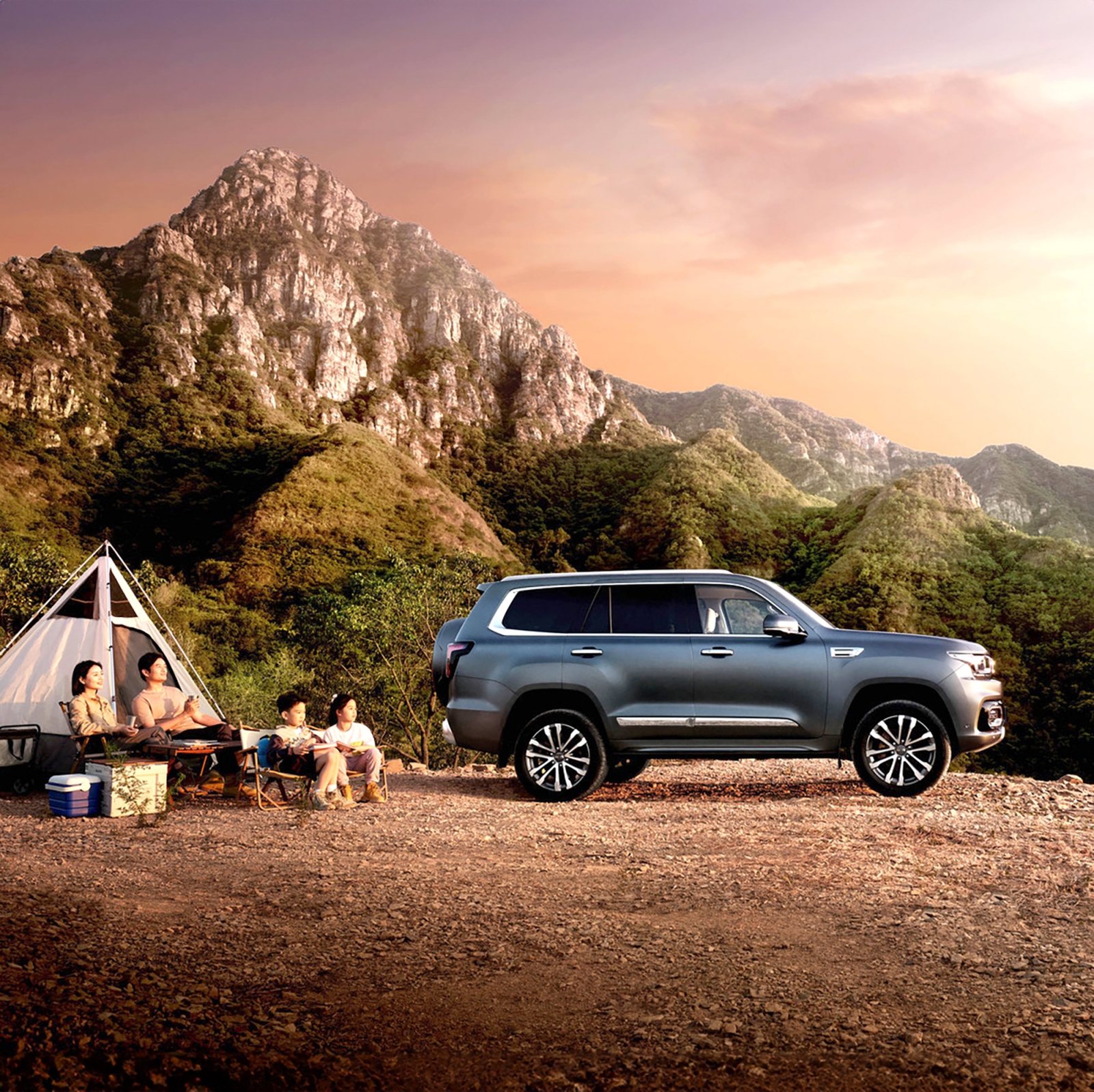 BAIC Beijing BJ60 Flagship – SUV 4WD | Putere, Performanță, Confort · SUV Cars