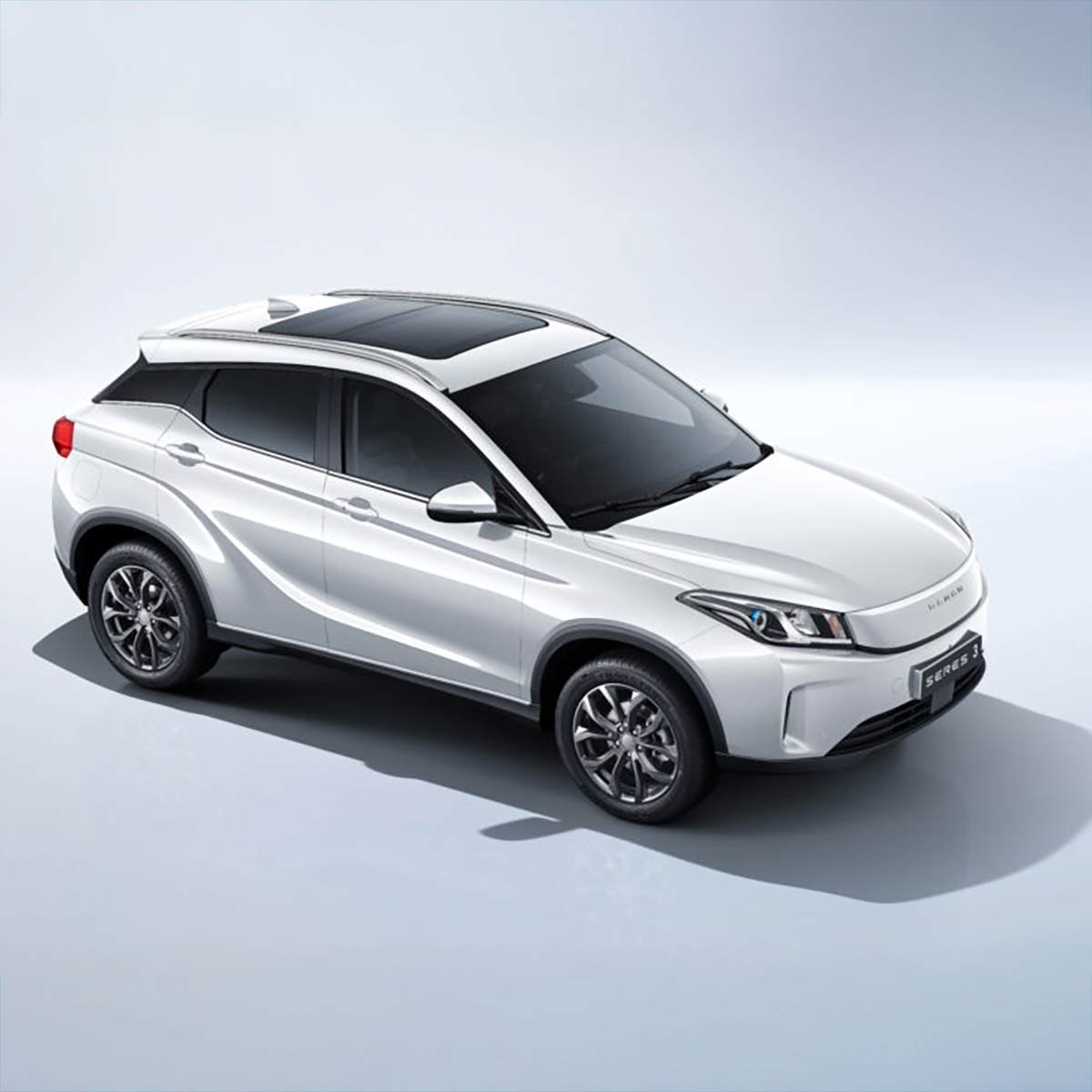 SERES 3, Facelift, Luxury, Electric, 301 km autonomie · SUV Cars
