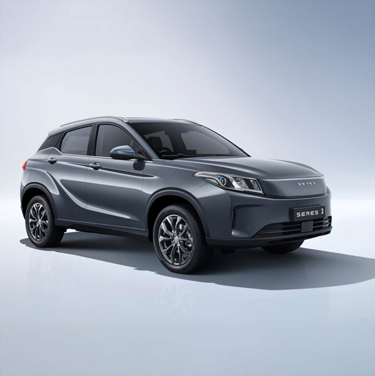 SERES 3, Facelift, Luxury, Electric, 301 km autonomie · SUV Cars