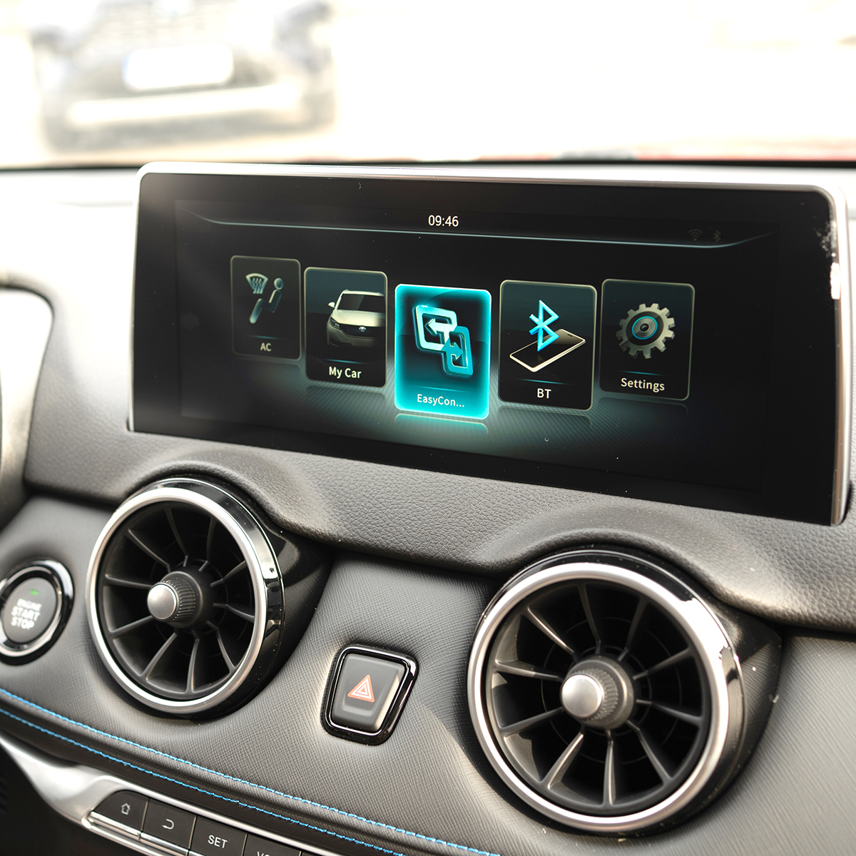 SERES 3, Comfort, Electric, 447 km autonomie · SUV Cars