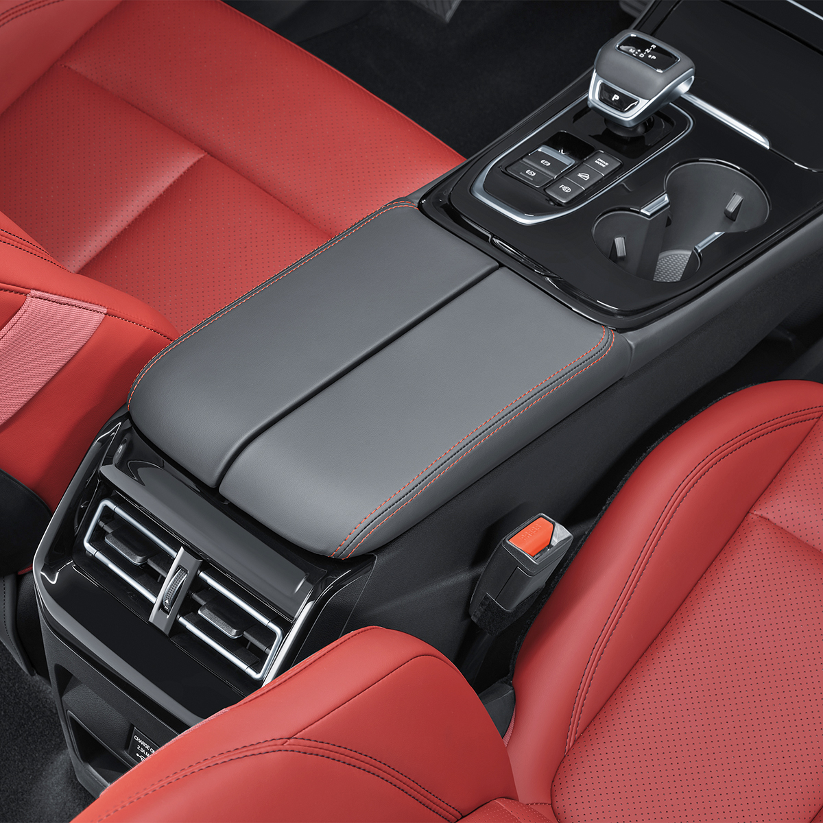 Forthing 5 EVO – SUV Sportiv | 1.5L Turbo, 7DCT, Design Modern · SUV Cars